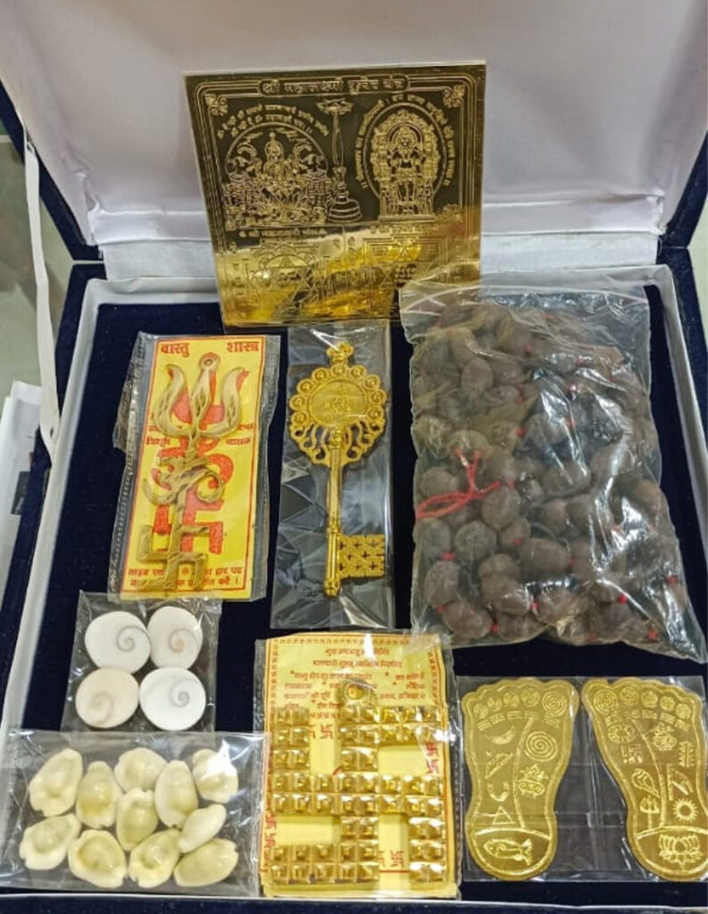 Pooja Box Kit for Daily Poojan - Trishakti Products Buy Now